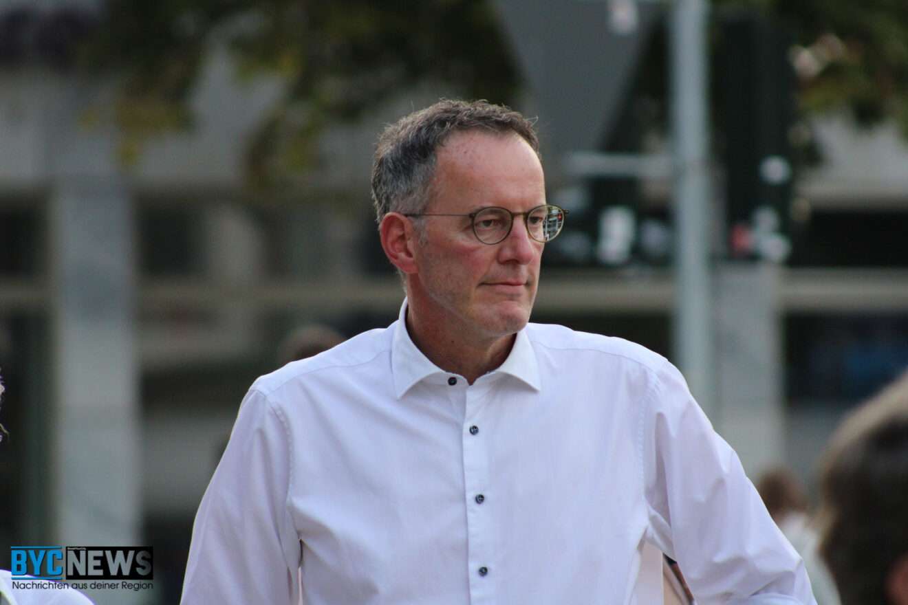 Michael Ebling: Künstliche Intelligenz für die Verbrechensbekämpfung in ...